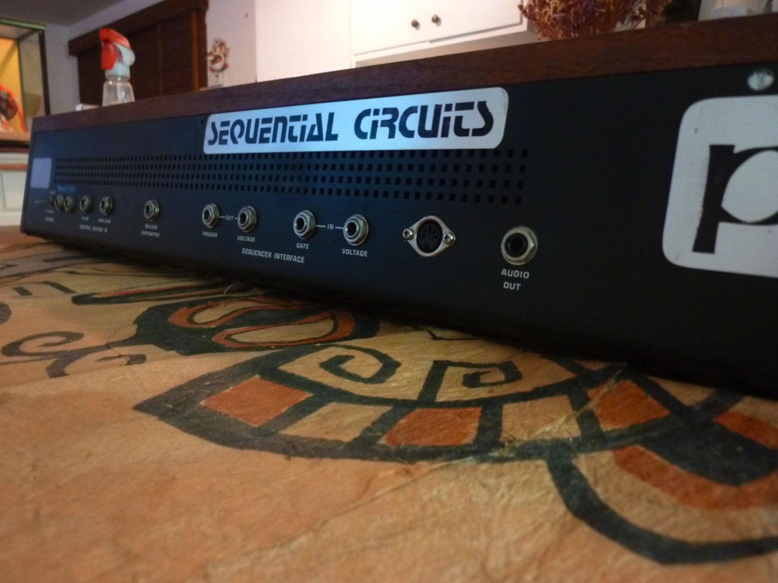 MATRIXSYNTH: Sequential Circuits Prophet 5 Rev. 2 with Midi with Extras ...