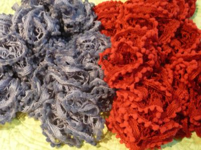 Woomba Woomba: Ruffle Yarn Scarves.