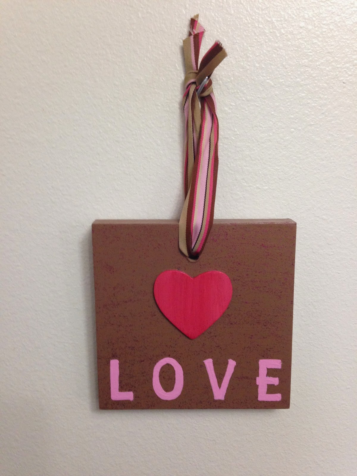 "Love" Sign - Home Crafts by Ali