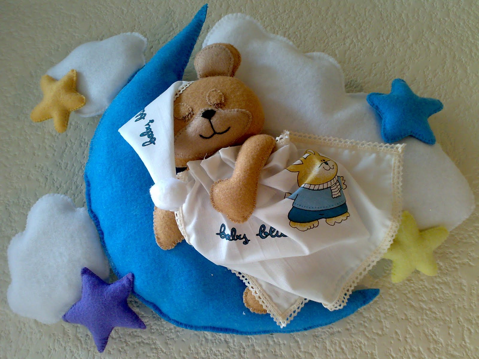 CREACIONES LUZMA: Osito dormilón de fieltro