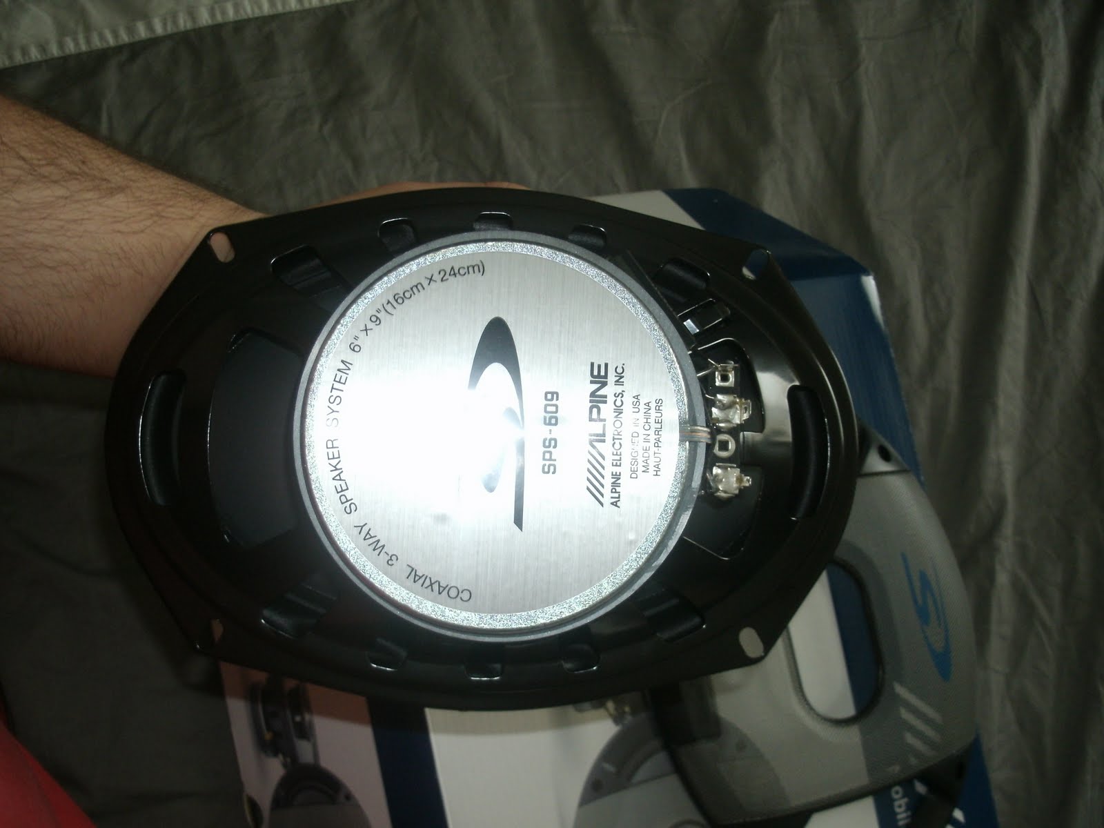 Domobomb's 1979 Camaro Z28: Alpine SPS-609 Speakers - Unboxed