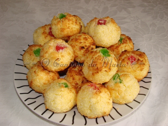 O Cantinho da Marta: Bolinhos de Coco