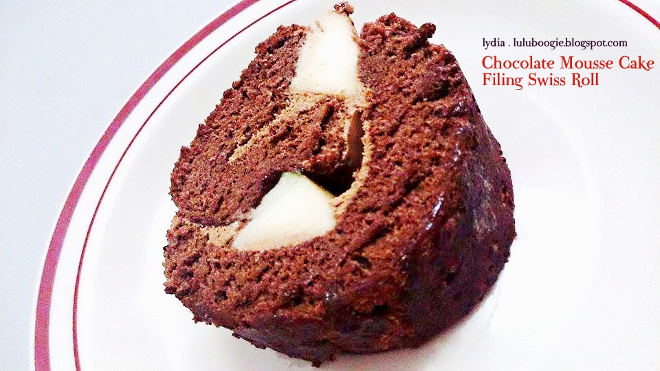 Love in the Kitchen : Chocolate Mousse Swiss Roll