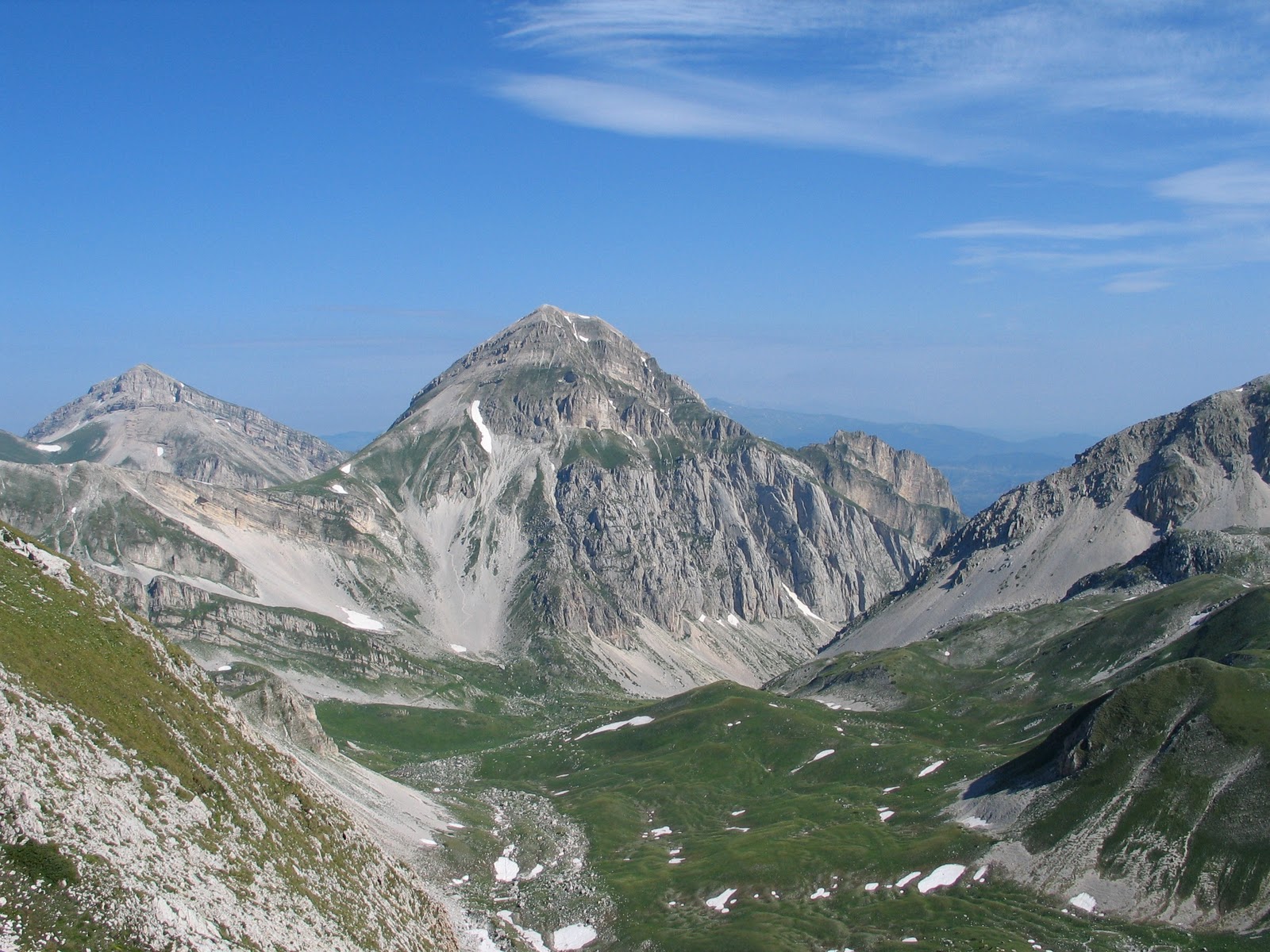 50 Hikes In and Around Tuscany: An Introduction to the Central ...