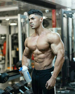 world bodybuilders pictures: west punjab rajput bodybuilder raja sahab