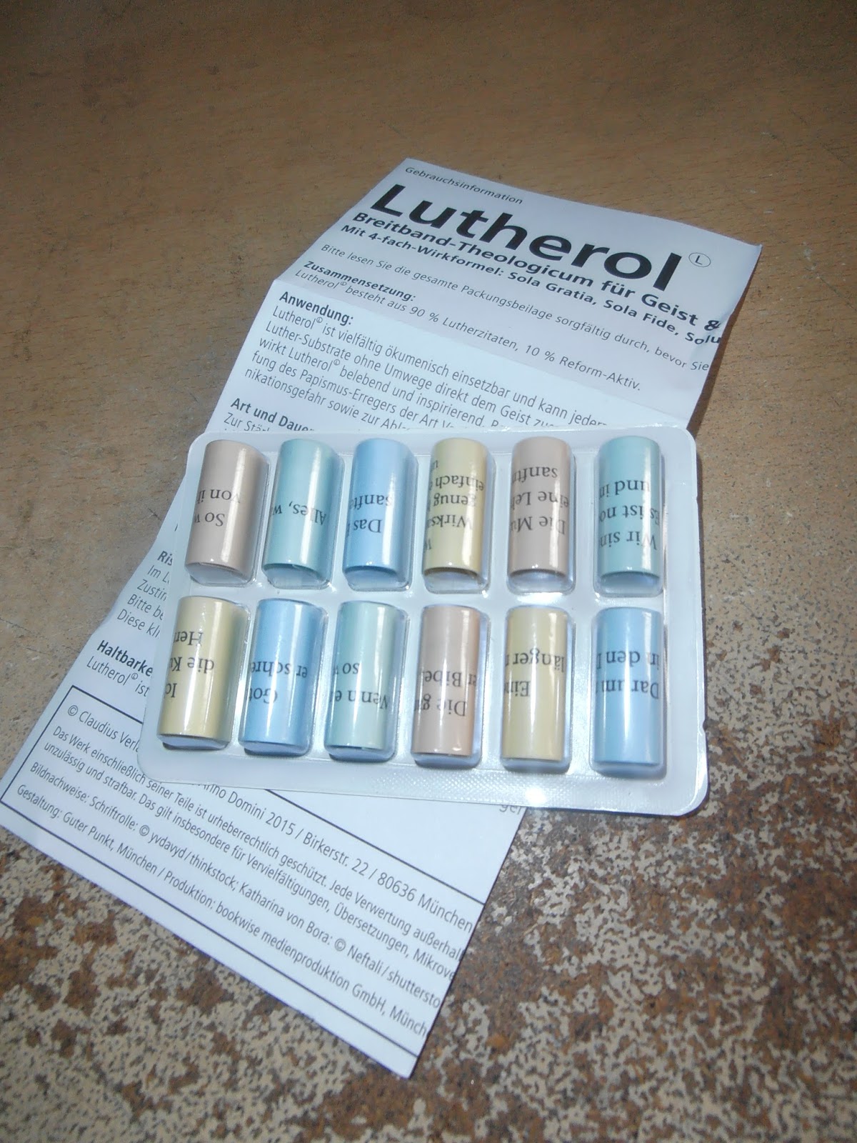 Heiligenbildchen und Pastoralchemie: Lutherol und Protestantenkitsch