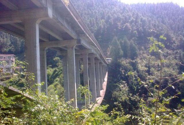 Suspension Bridge, Trestle Bridge and Strangest Arch Bridge in China ...