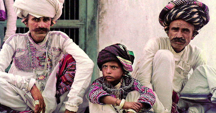 garam masala chai: Textile Traditions of Kutch - [Part I]I . Guest Post ...