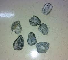 TRADITIONAL GAMES IN MALAYSIA: BATU SEREMBAN/BATU SEREMBAT