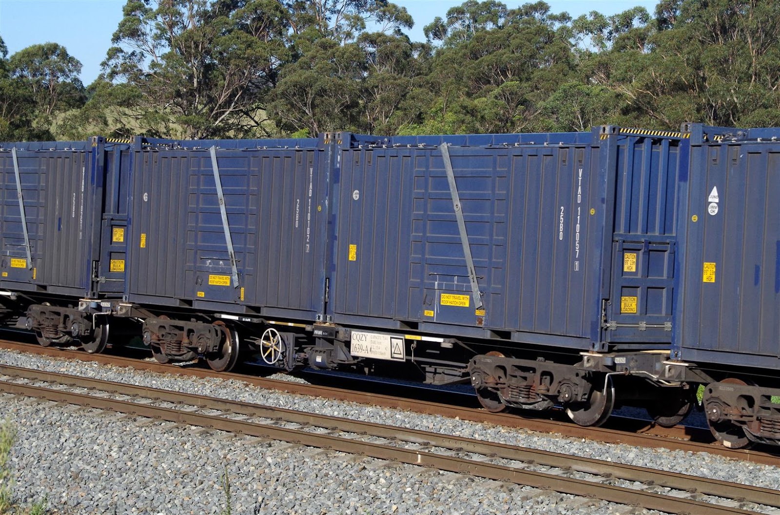 Rollingstock News: Qube Mixed Freight
