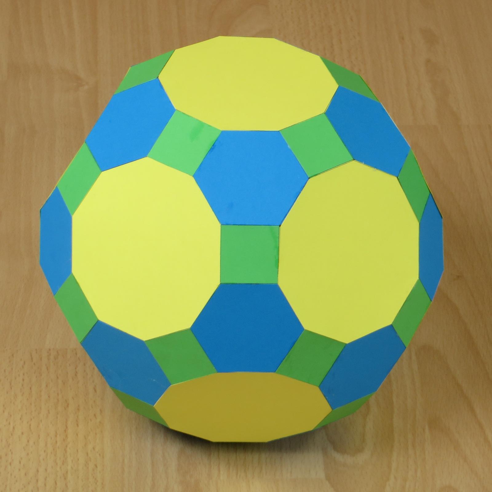 TIC LIBRE: Icosidodecaedro truncado