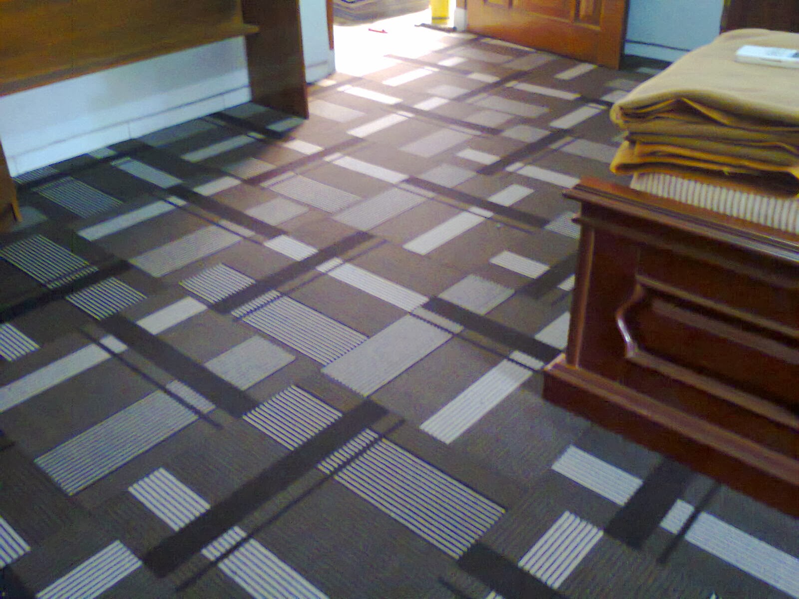 PEMASANGAN KARPET LANTAI DAN DINDING (PROFESIONAL CARPET SERVICE) : 2013