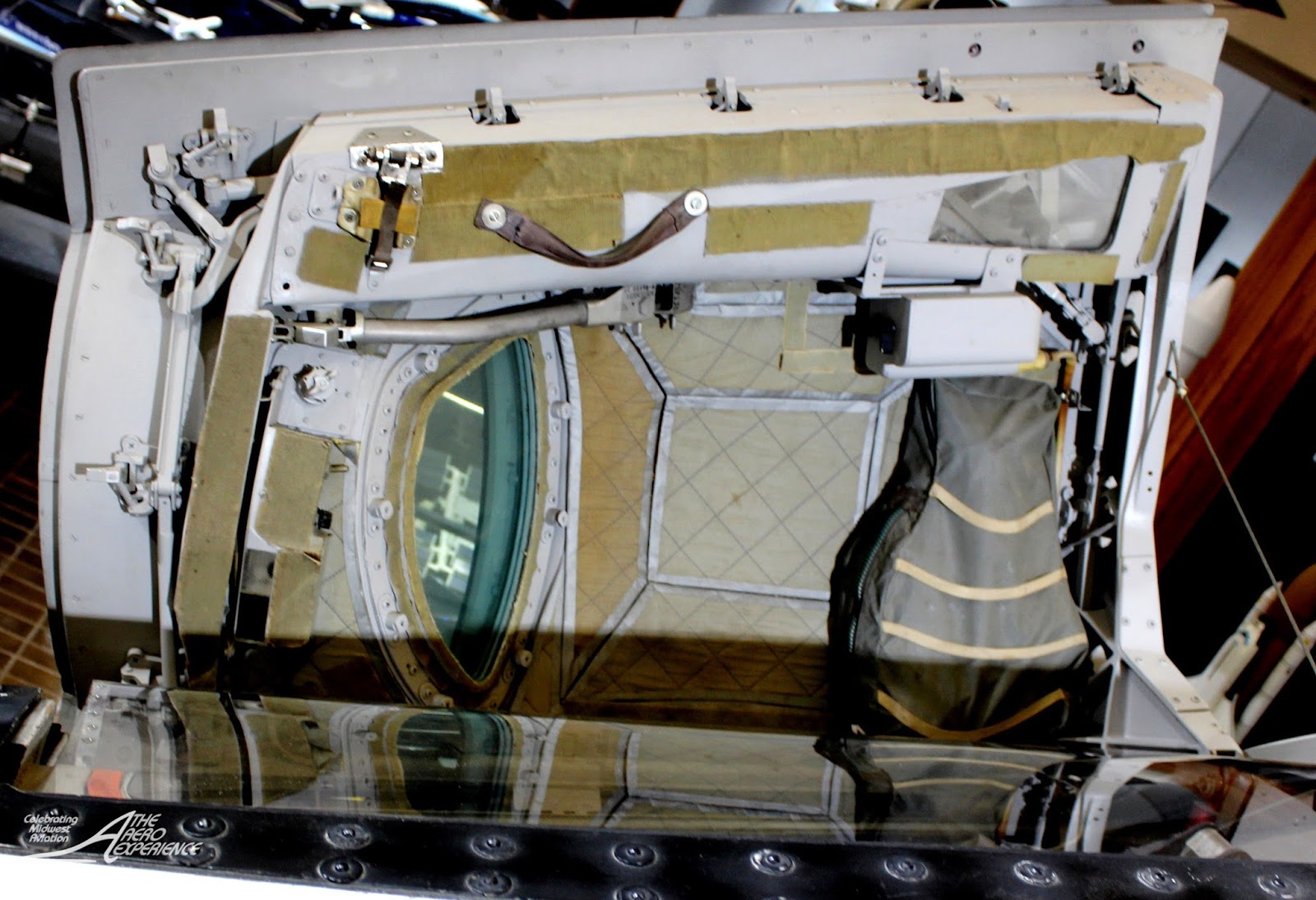 The Aero Experience: Inside Mercury and Gemini: Exclusive Look Inside ...