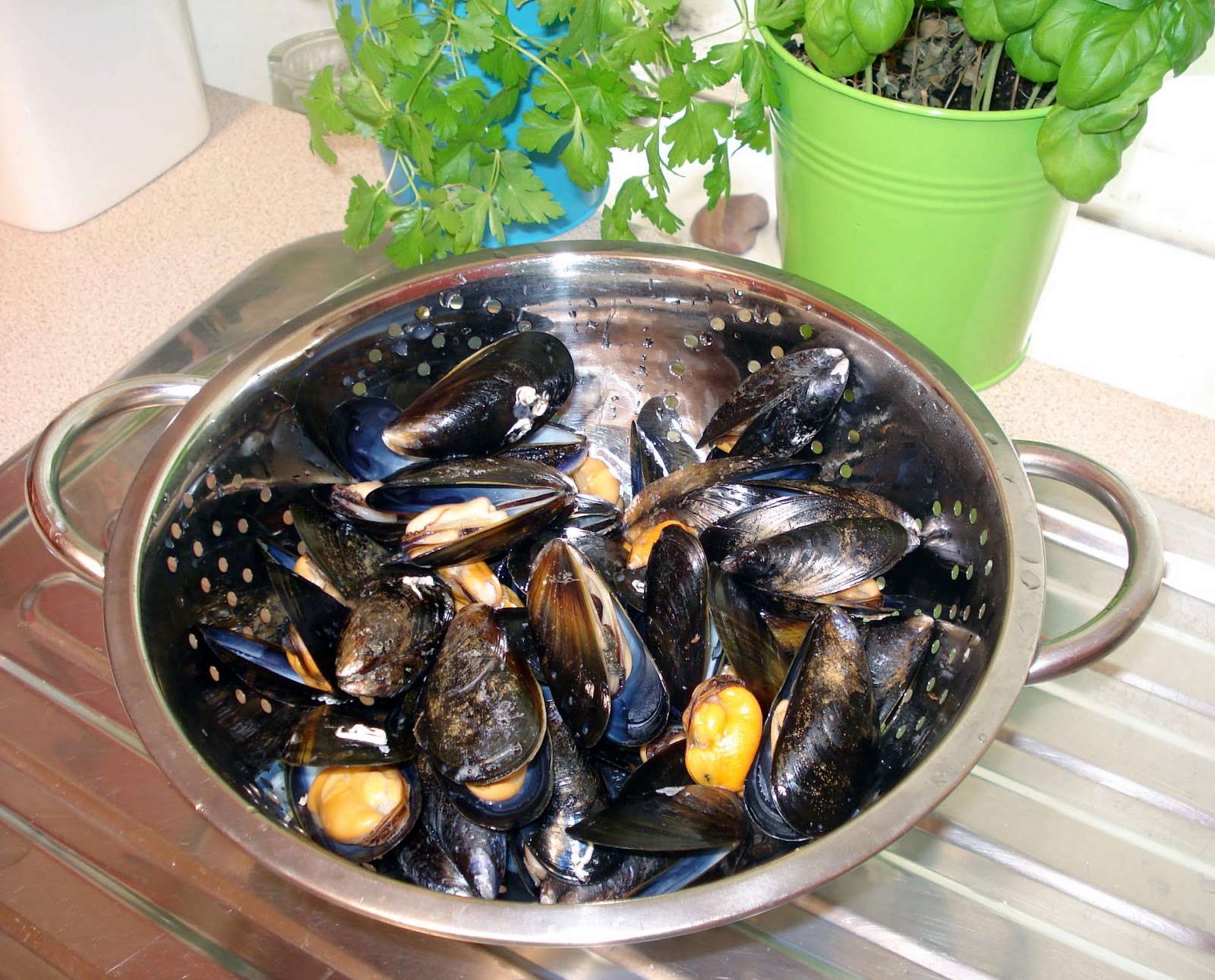 Mussel Pate on the Shell | Homemade Tapas