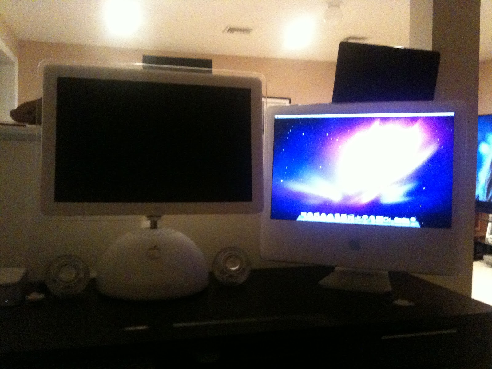 Dremel Junkie: My Dream Setup - iMac G4 and G5 - Dual Monitors