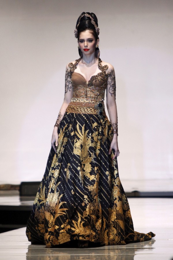 Model Baju Kebaya Modern Anne Avantie | kebaya indonesia