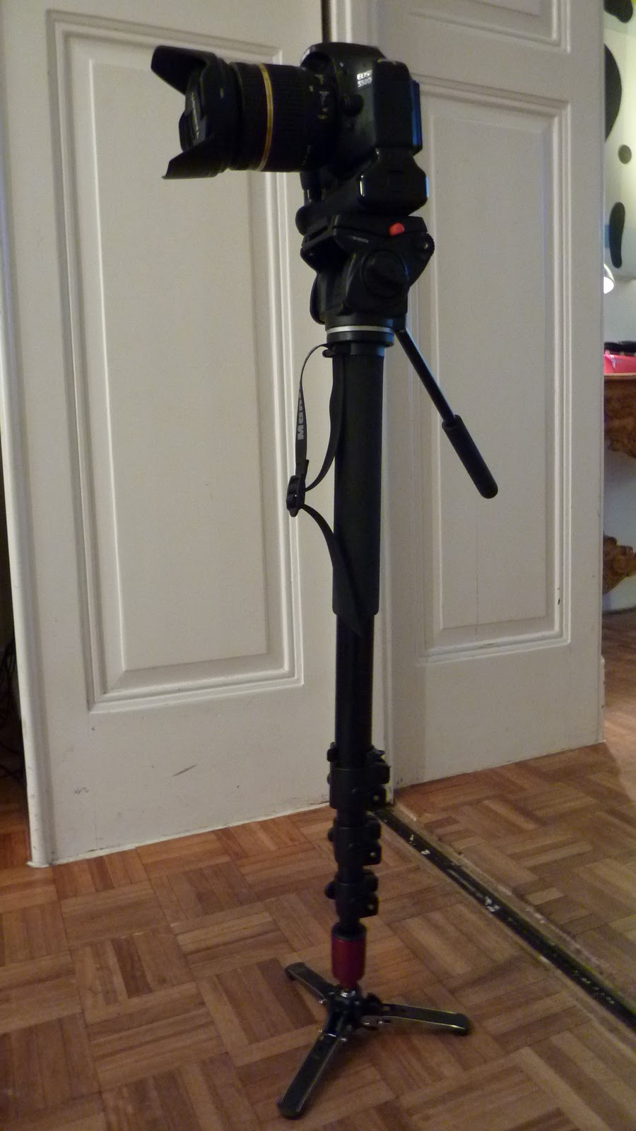 filmersblog: Mailbox: Manfrotto hybrid mono/tripod BHDV-1