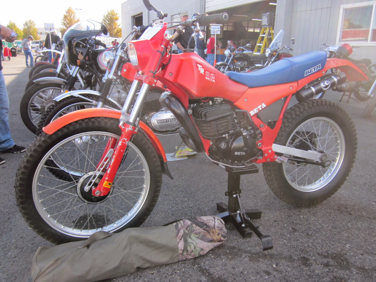 IMCDb.org: Beta TR 32 in "Il ciclone, 1996"