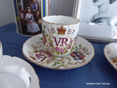 Antiques And Teacups: April 2017