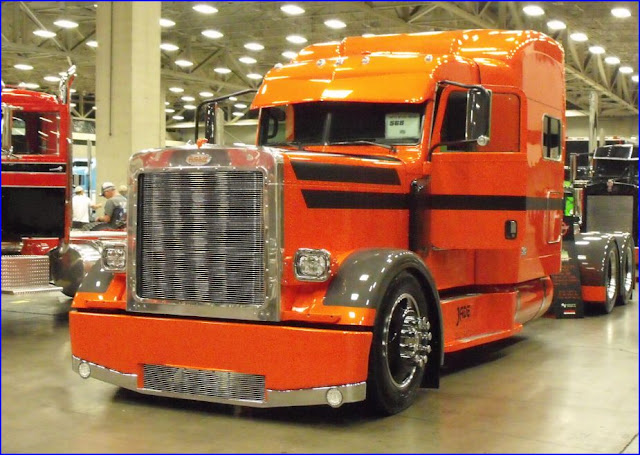 roadtrip chris arbon: Pictures of Custom Trucks at the Great American ...