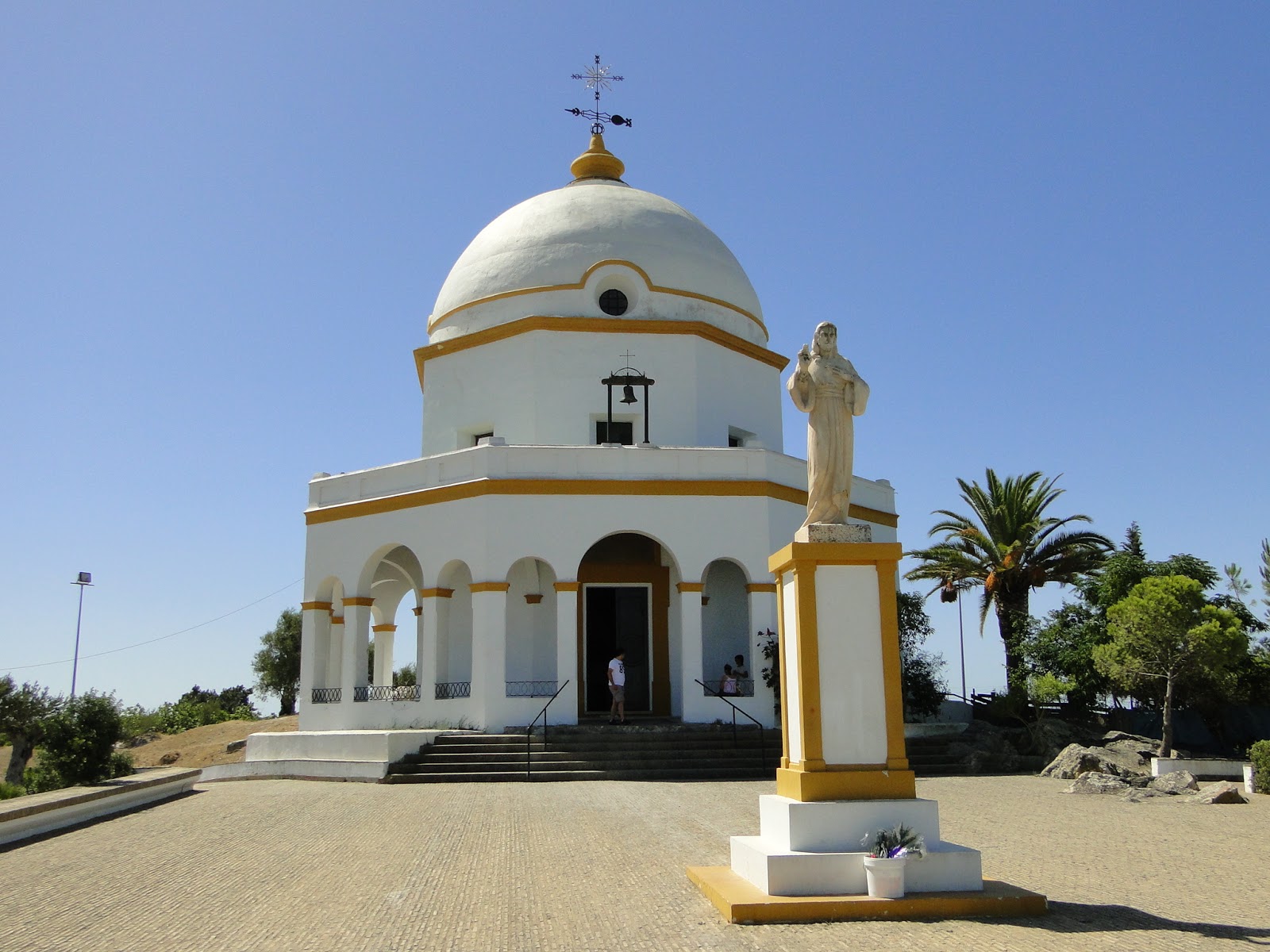Andalucía Viajes: Ermita de Santa Ana en Chiclana de la Frontera, Cádiz