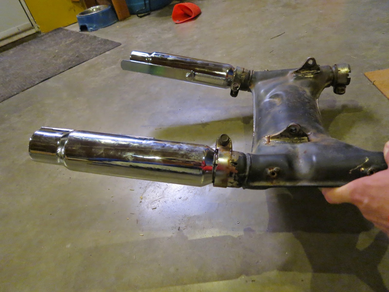 Honda CM400T project "Charlie": Mufflers and cables