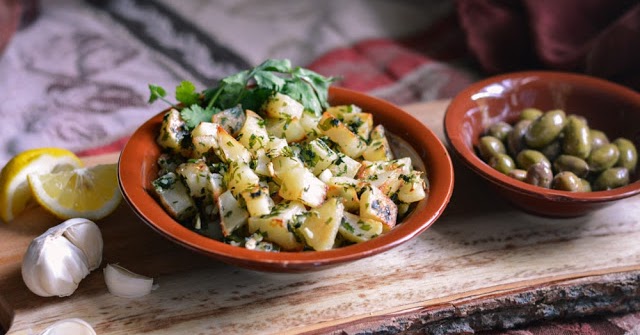 Baked Spicy Potatoes Recipe | Arabic Food Recipes