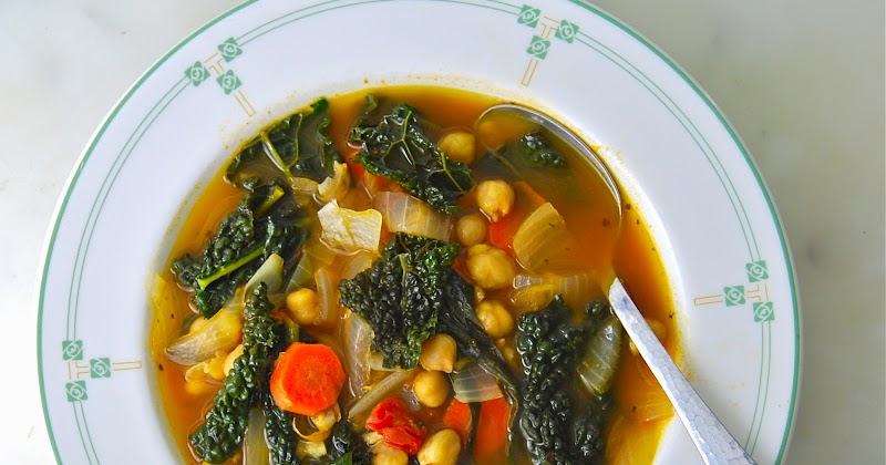 My Recession Kitchen...and garden: Bean and Vegetable Soup