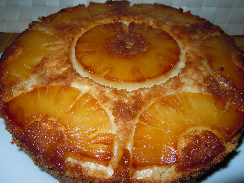 BIZCOCHO DE PIÑA INVERTIDO
