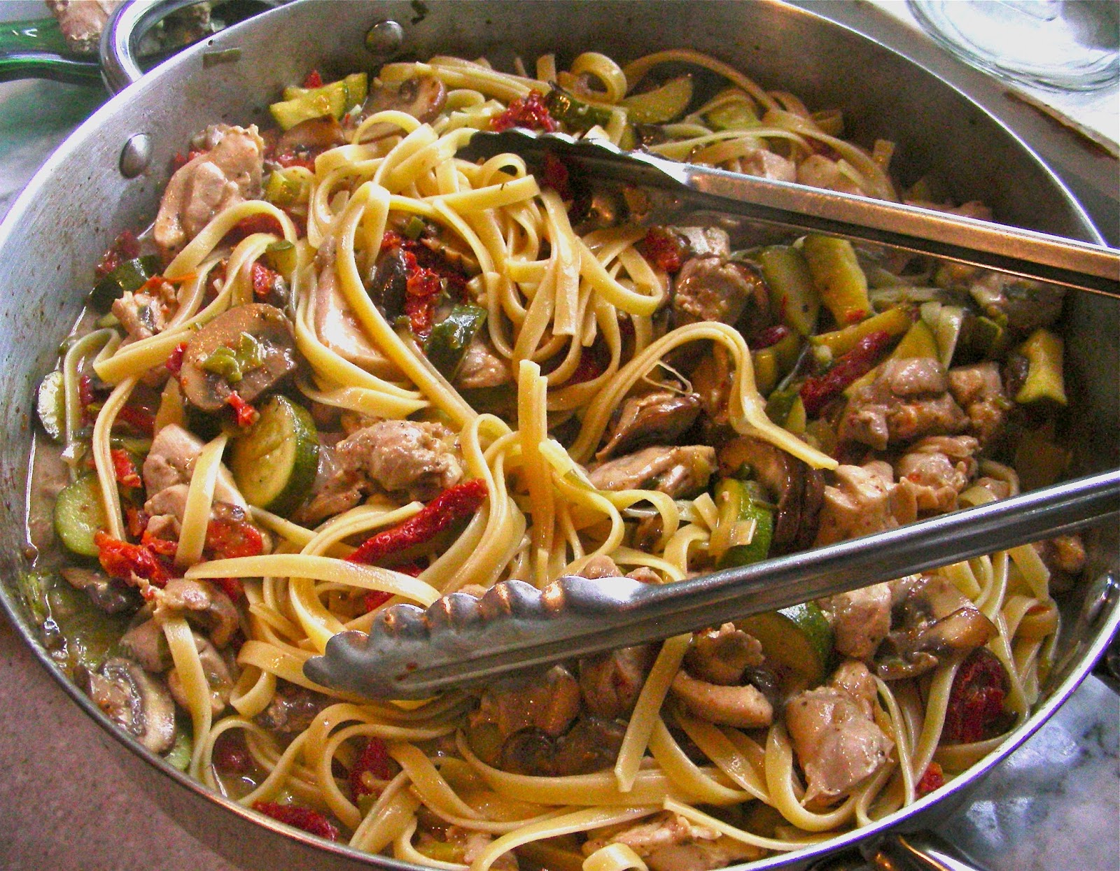 Susan Can Cook: Random Food Fridays - Fettuccine with Chicken and Sun ...