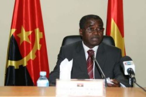 folha8: Dino Matross, secretário-geral do MPLA. Mais do que justificar ...