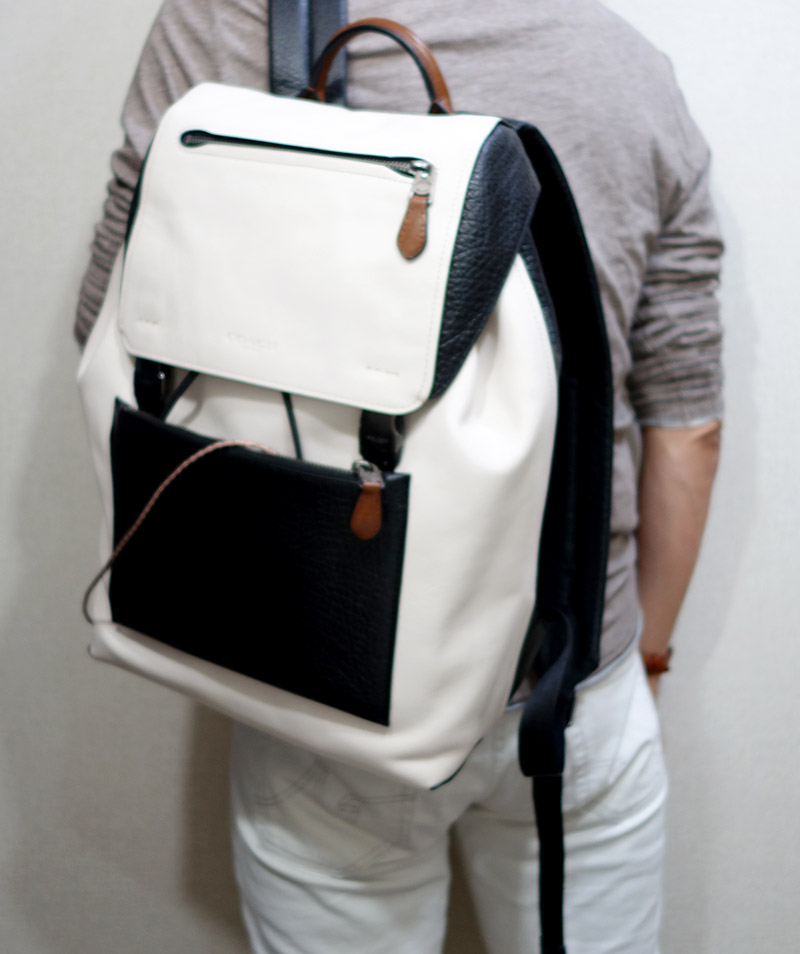 ゆるりブログ: COACH(コーチ)のマンハッタン バックパック ミックスド レザー(57759)の意表を突くカラーリングに心を砕かれる :)