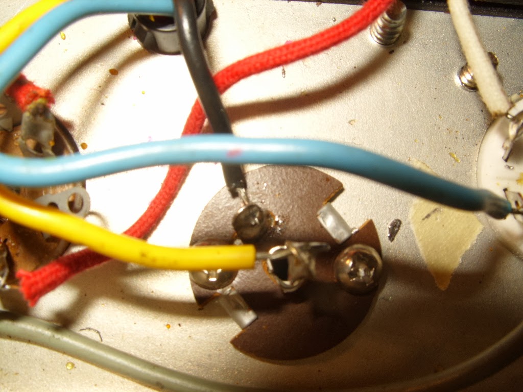 Jefs Tube Amp Blog: 1981 Fender Champ, line out mod