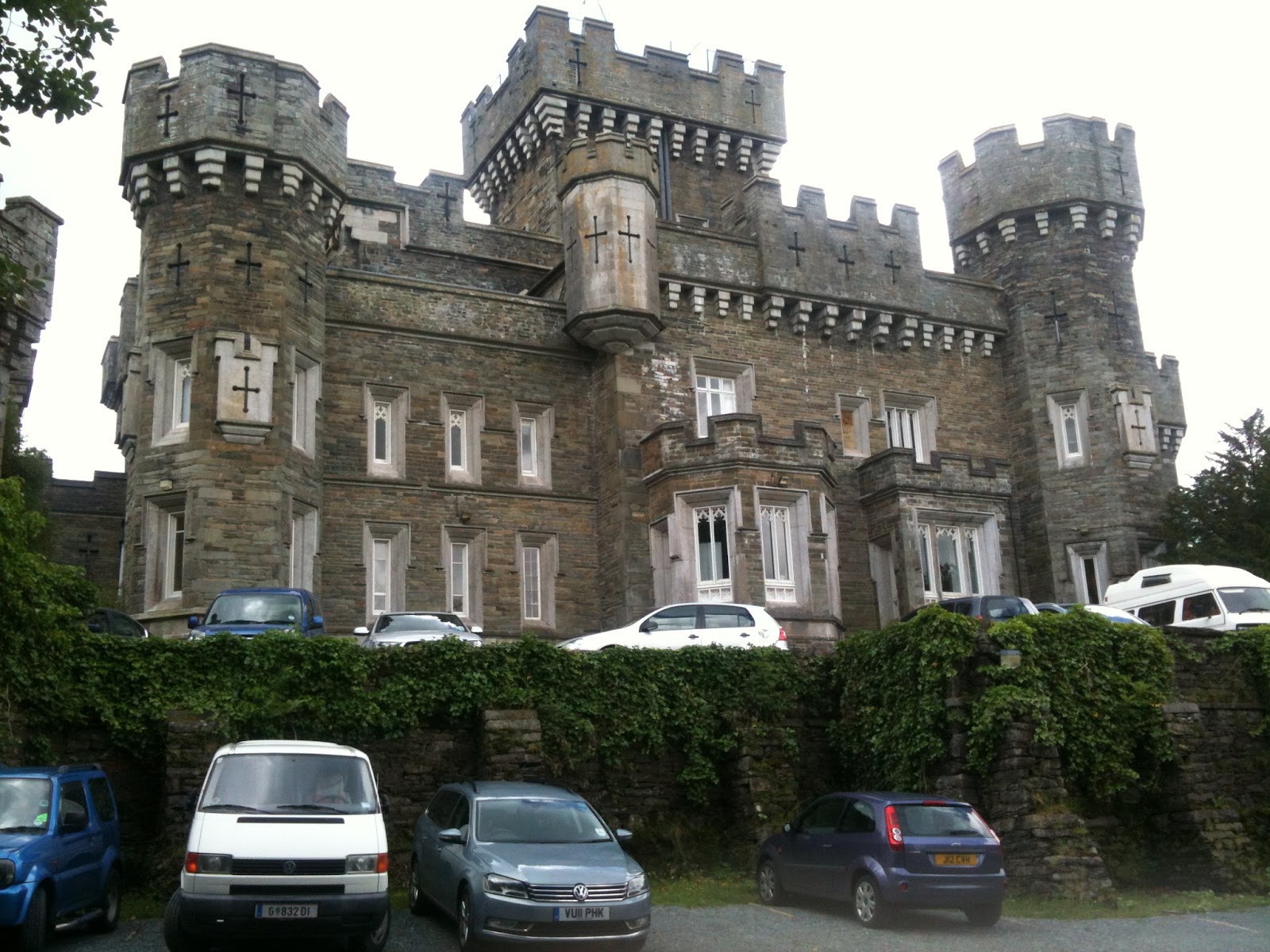 Oversharing: Wray Castle