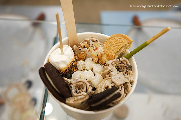 Holy Roly ice cream - Vegas and Food
