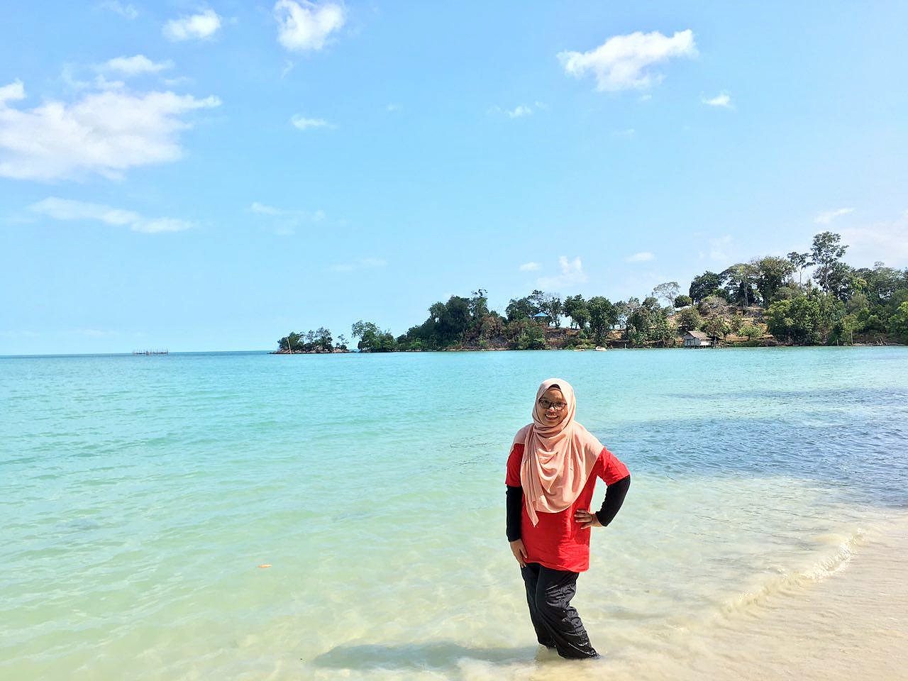 MENJELAJAH TEMPAT MENARIK DI PULAU LINGGA INDONESIA
