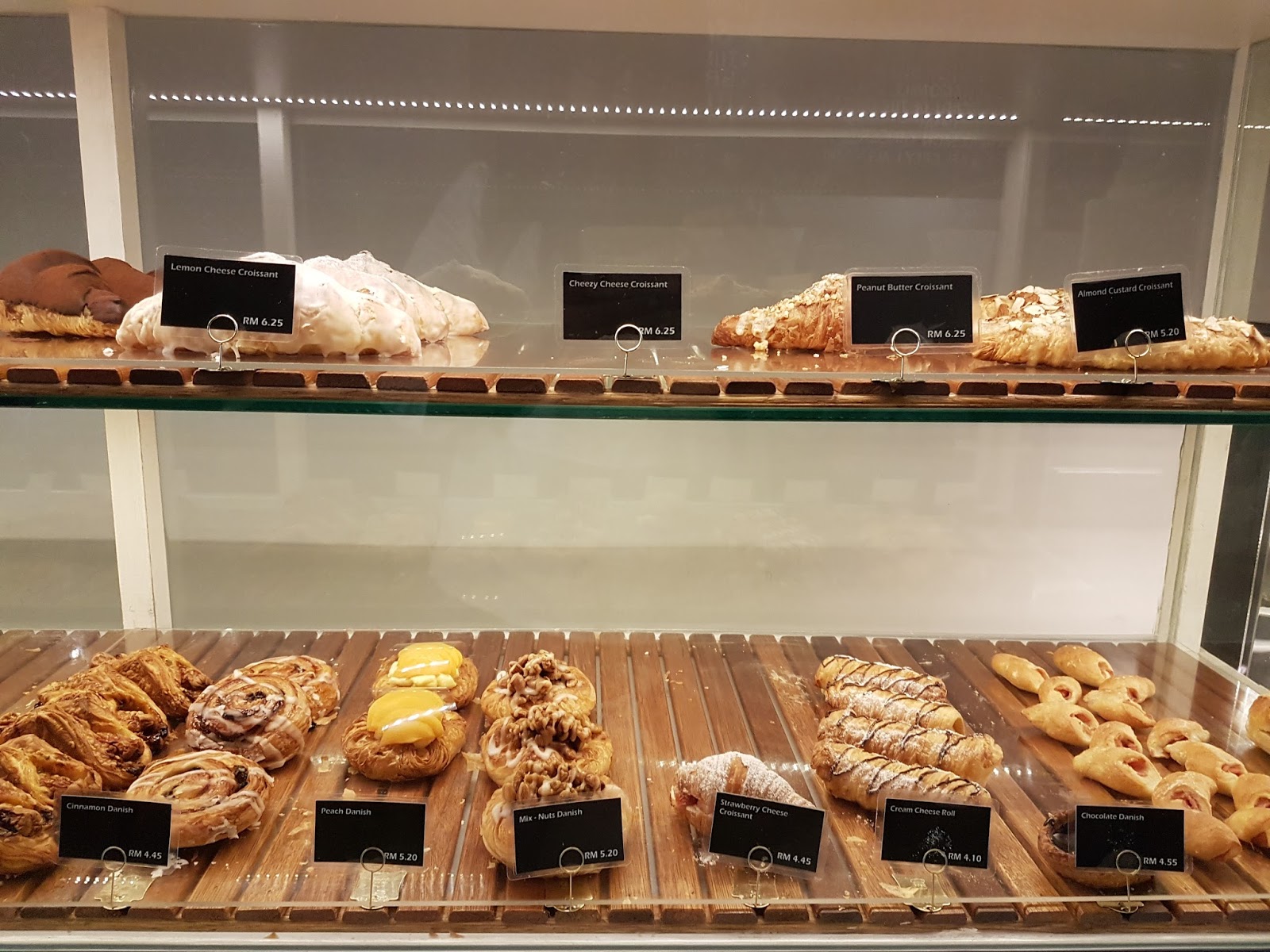 WANDERLUST DJ: Le Bread Days, SS15