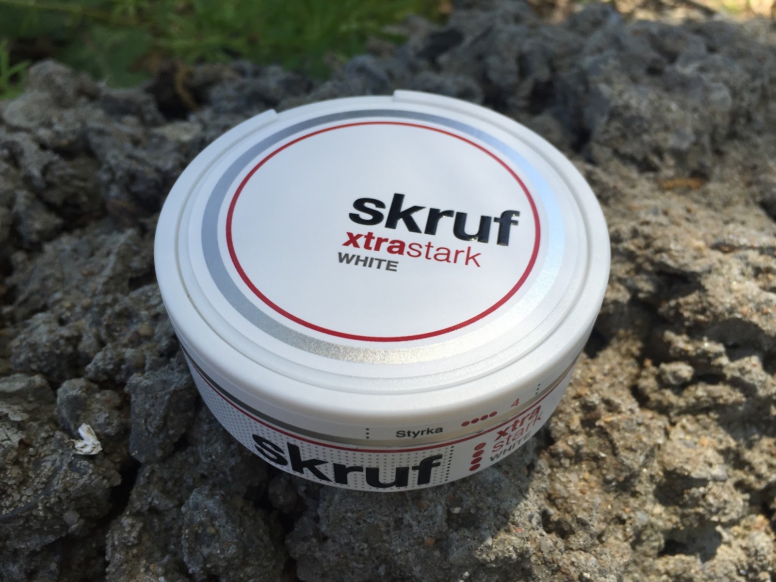 Snubie.com: Skruf Xtra Stark (White Portion) - Review. 8 October 2012.