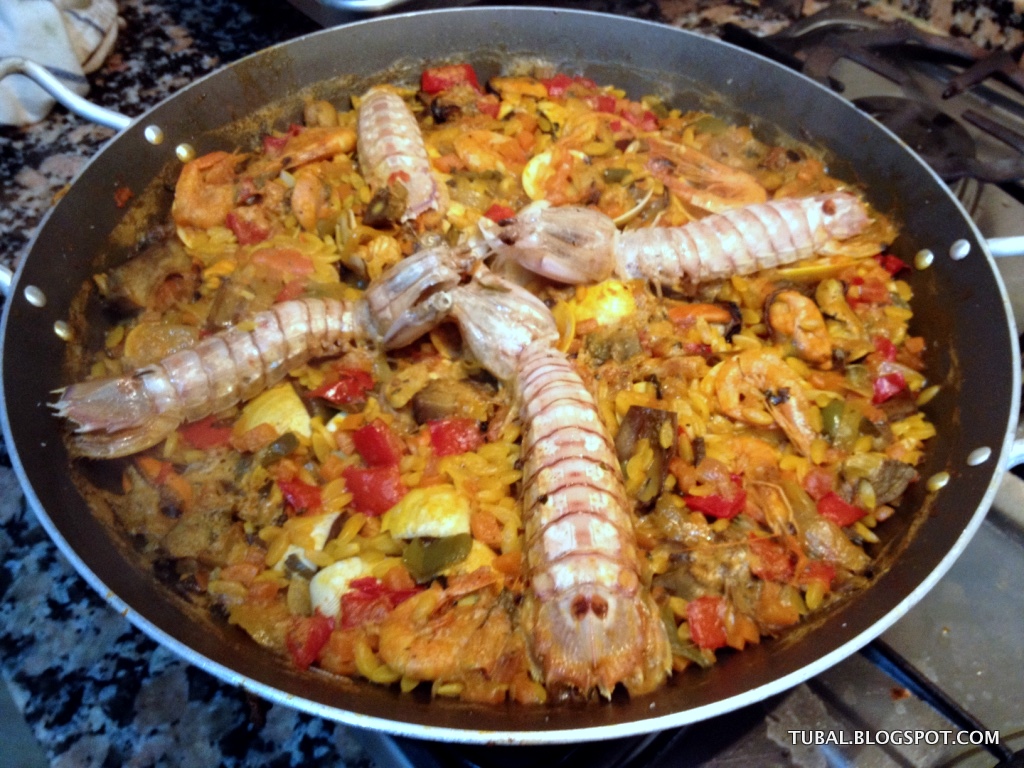 TUBAL: PAELLA DE ORZO CON MARISCOS