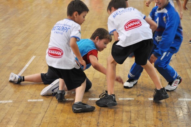 FEDERACIÓN COLOMBIANA DE BALONMANO: REGLAMENTO MINI BALONMANO FCB