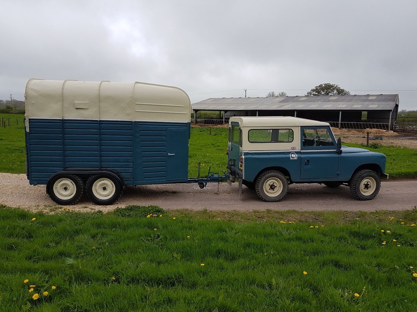 Landrover Defender: Land Rover series 3 + Rice Horse Box 1971 Landrover ...