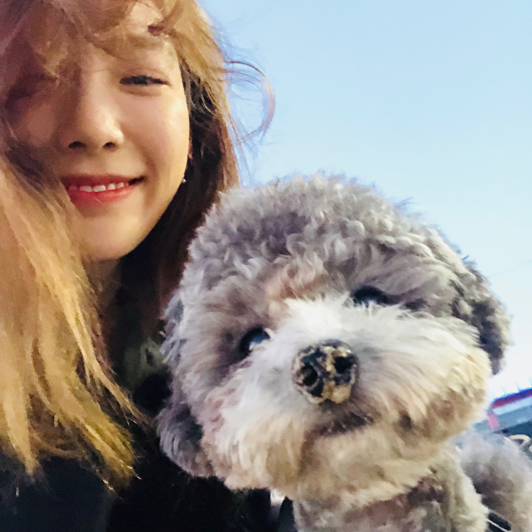 SNSD TaeYeon's adorable photos with Zero and Red Velvet's Yeri ...