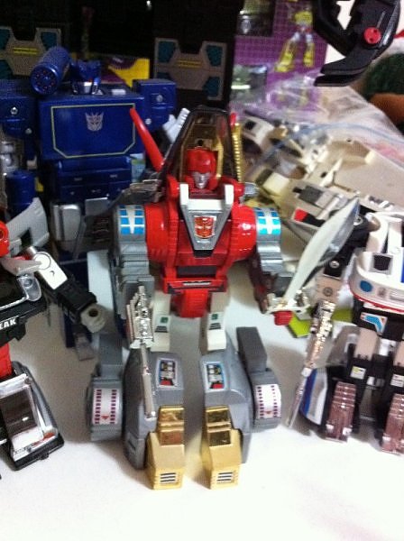 Heroic Decepticon: Transformers G1 Slag - Canadian exclusive 'red faced ...