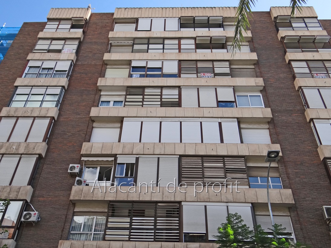 Alacantí de profit: RAMÓN BENITO ROCES, ARQUITECTO.