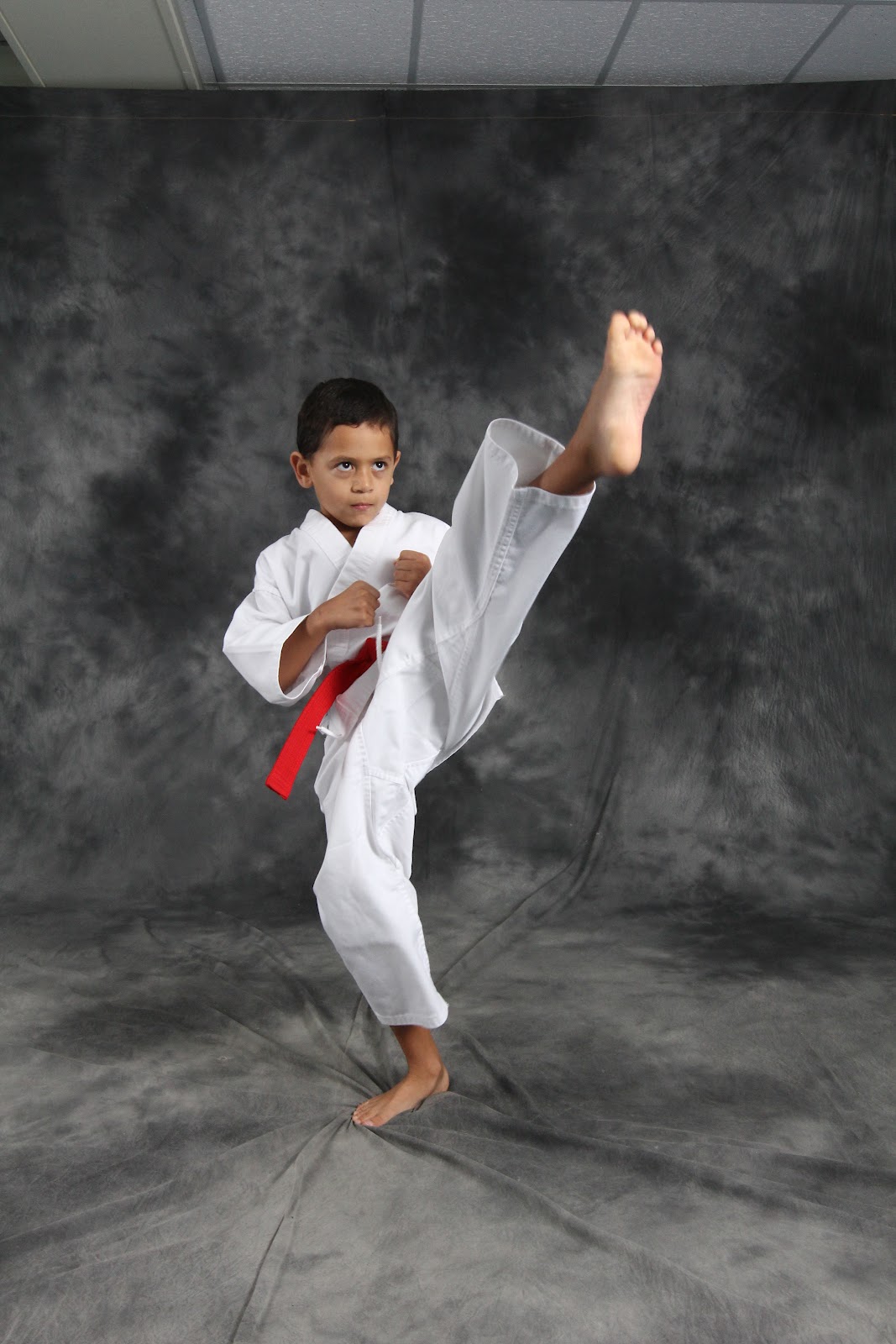 Master Kev's New Edge: Kickpics