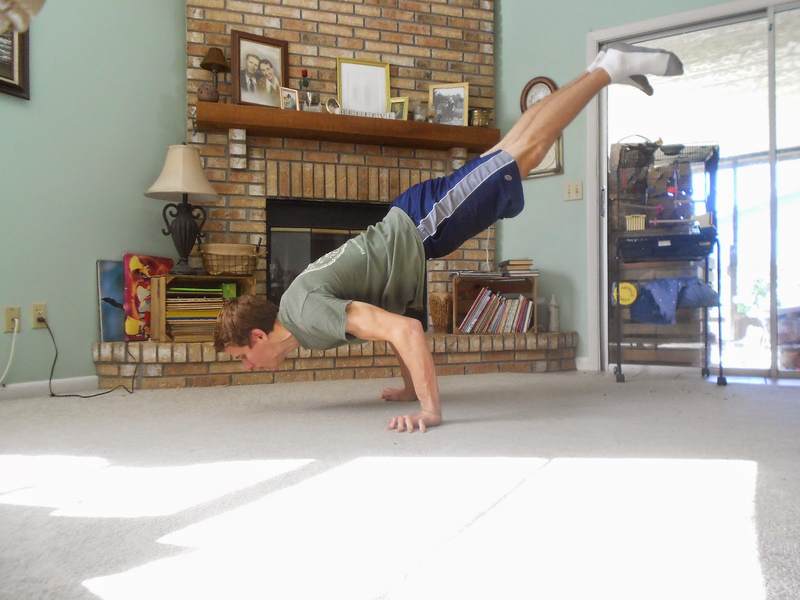 The Fitness Cookie: Exercise No. 32 90 Degree Push Ups