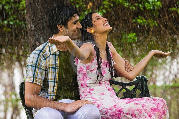 How to enjoy Rainy Day with your Best Friend Rain in Love photo. ~ umeed