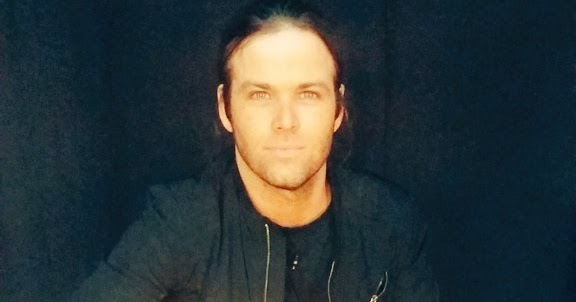 Benjamin Amadeo 22: Biografía