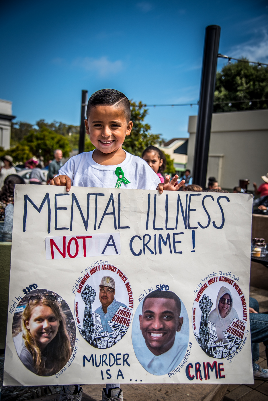 Alex Darocy Photography: Community Keeps Memory of Yanira Serrano Alive