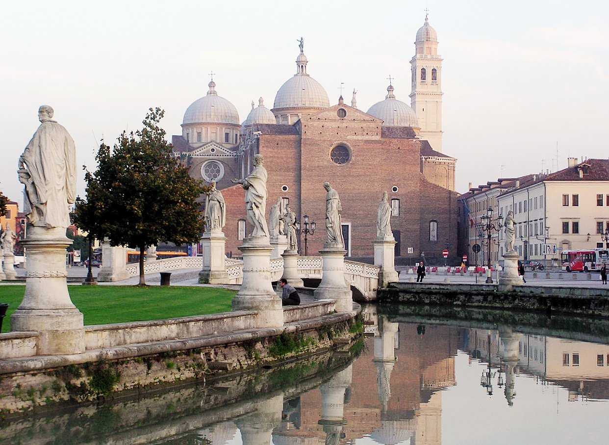 TOP WORLD TRAVEL DESTINATIONS: Padua, Italy TOP WORLD TRAVEL DESTINATIONS: Padua, Italy